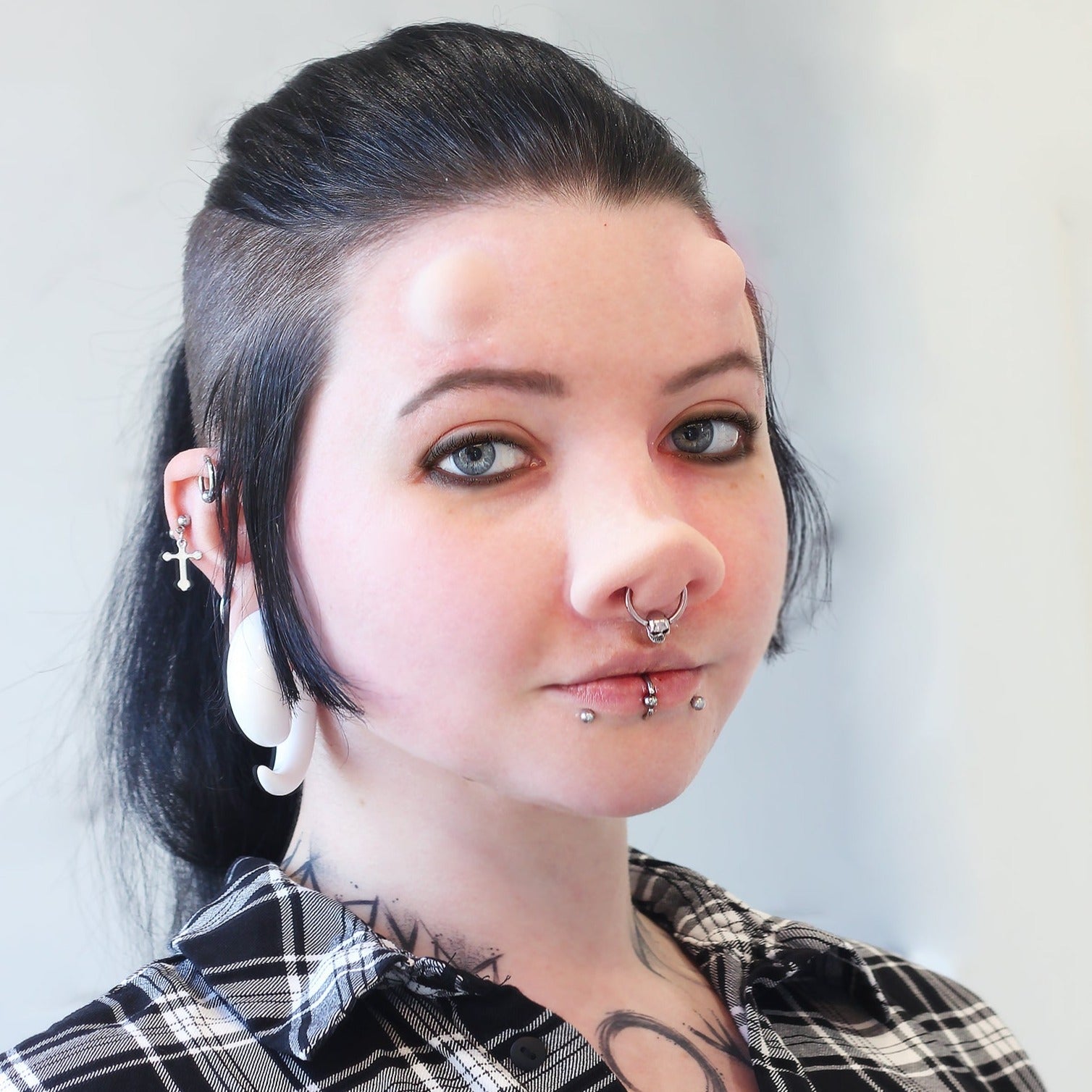 Expertly Crafted Silicone Horns - Transform Your Appearance – Meduusat ...